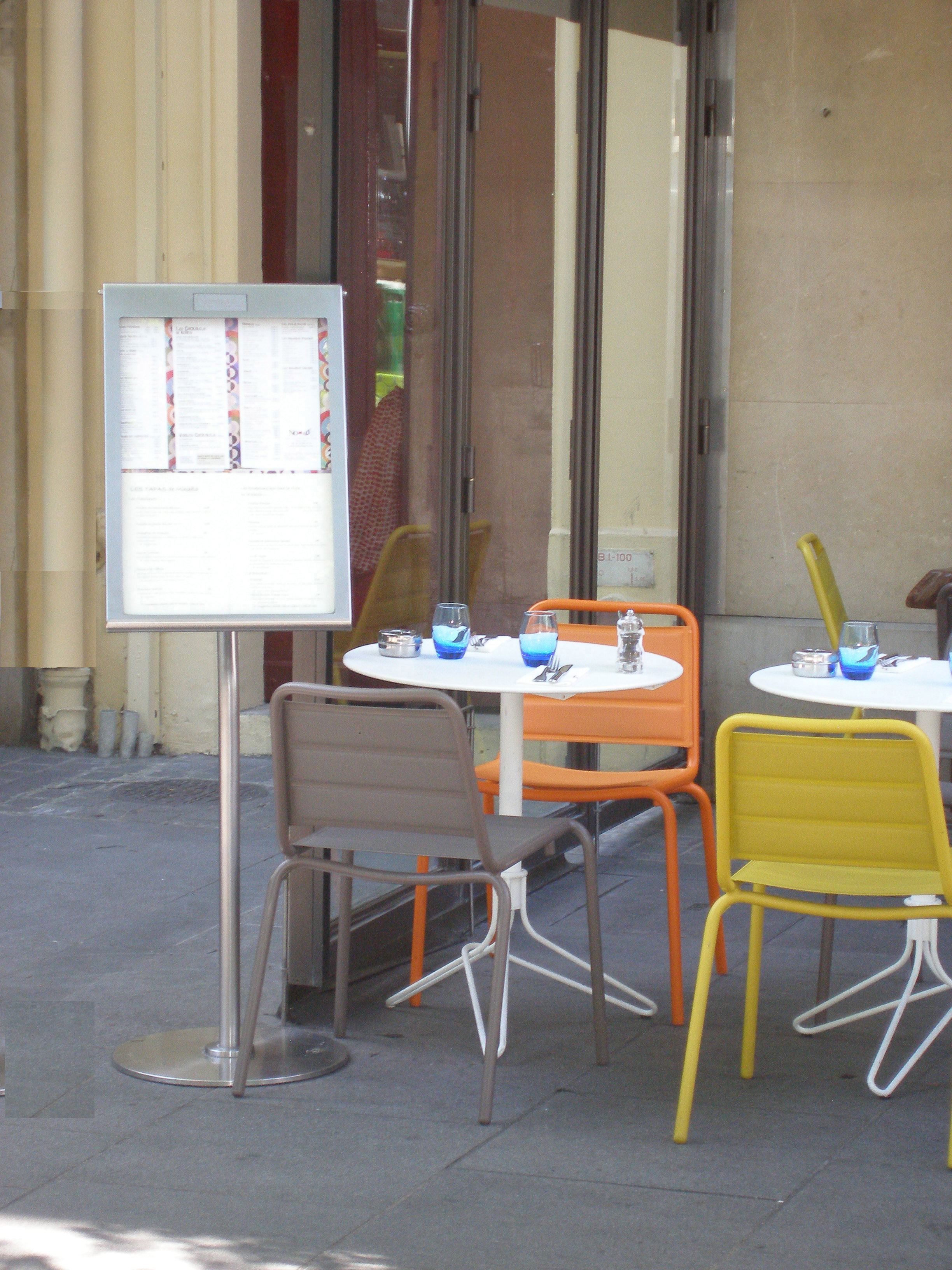 Porte-menus sur pied 4 x A4